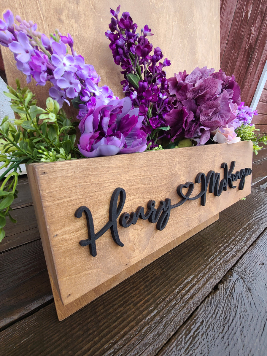 Personalized Flower Box Welcome Sign with 3D Wording – PerryhillRustics